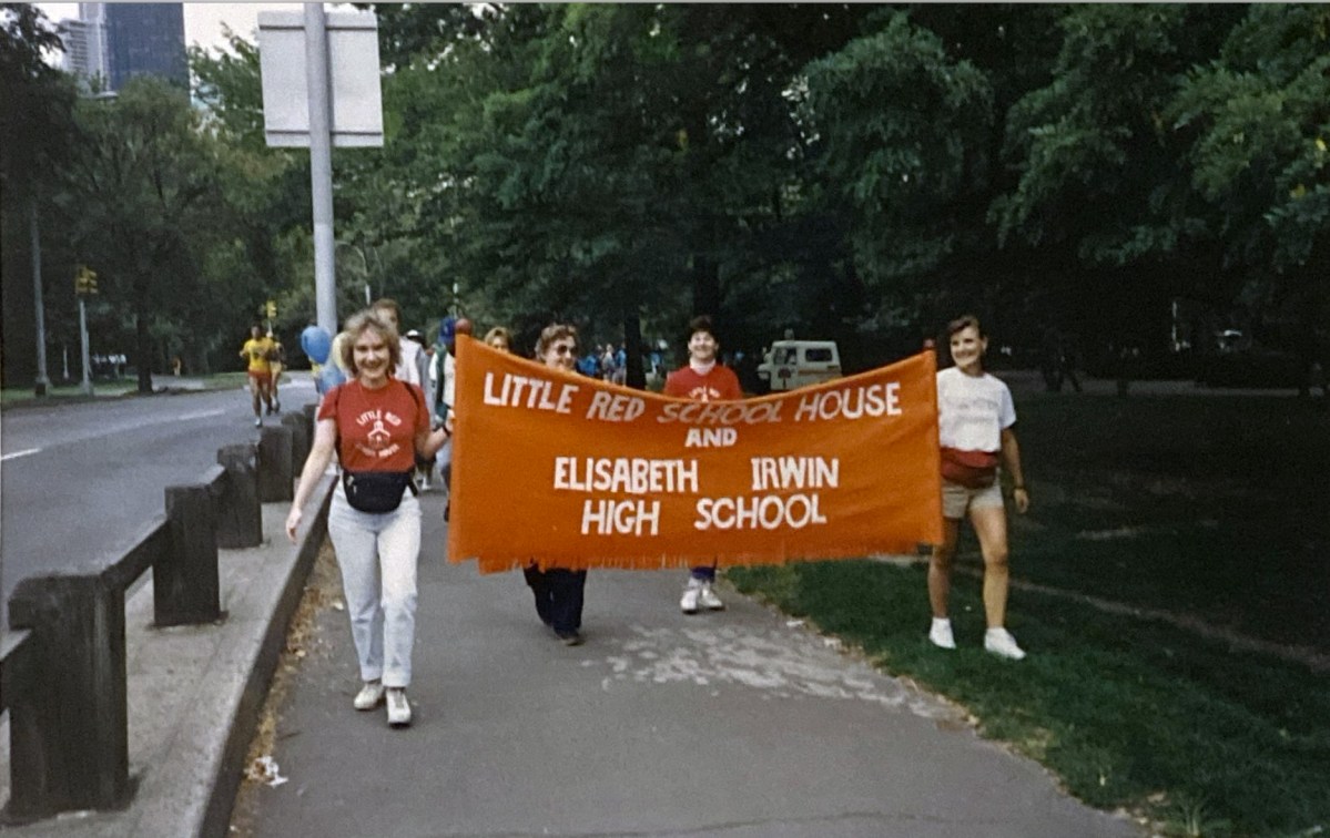 LREI Marches in the GMHC AIDS Walk – LREI at 100 (1921-2021)